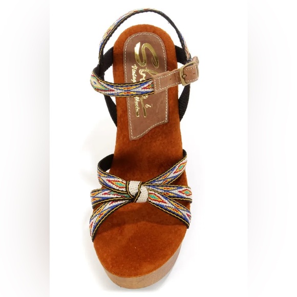 Sbicca | Shoes | Sbicca Mojo White Geometric Strappy Platform Wedge ...